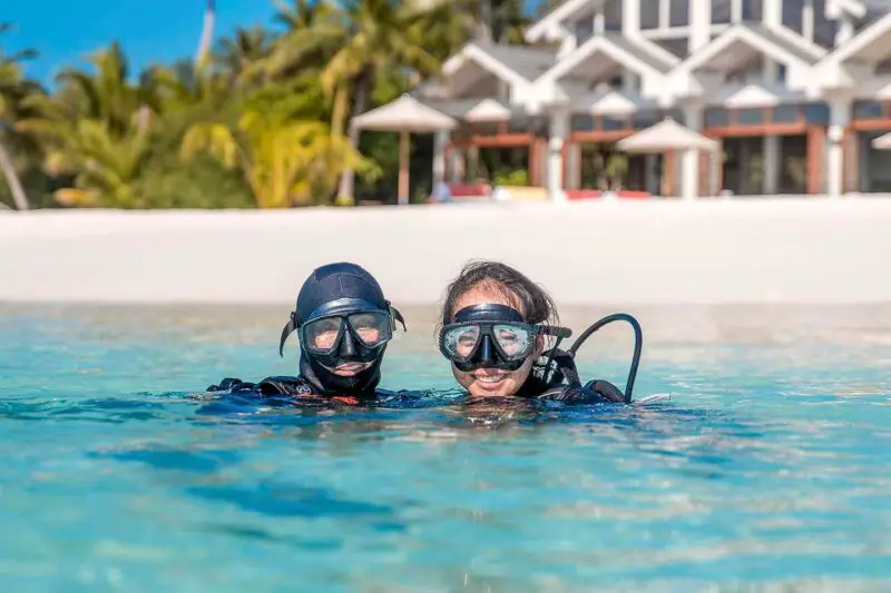 Why You Should Log Your Dives: 10 Best Reasons